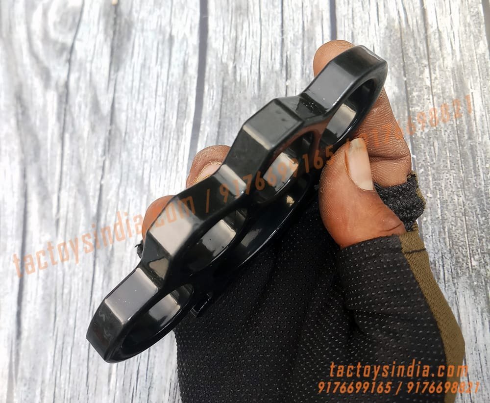 Black Heavy Duty Thick Knuckle Duster for Travellers Riders Self ...